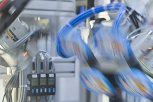 In Mould Labeling|In Mould Labeling System-Dakumar